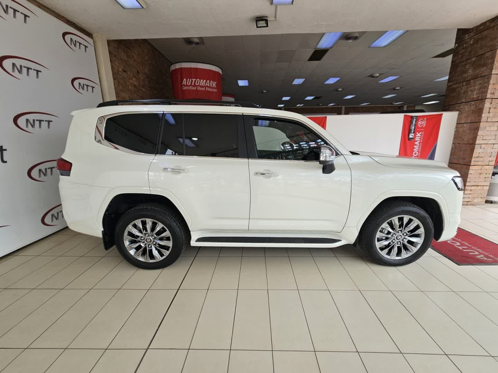 Toyota Land Cruiser 300 V6 3.3D ZX for sale in Limpopo - Louis Trichardt (Makhado) - Carfind.co ...
