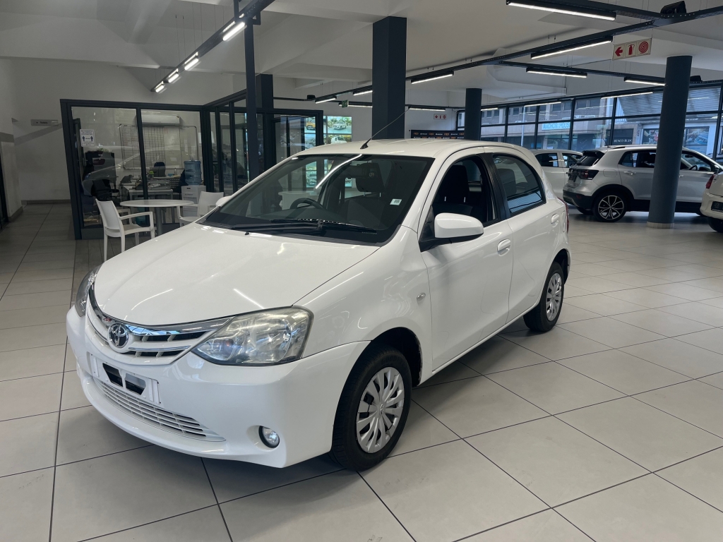 Toyota Etios 1.5 Xs/Sprint 5 Door for sale - R 95 000 | Carfind.co.za