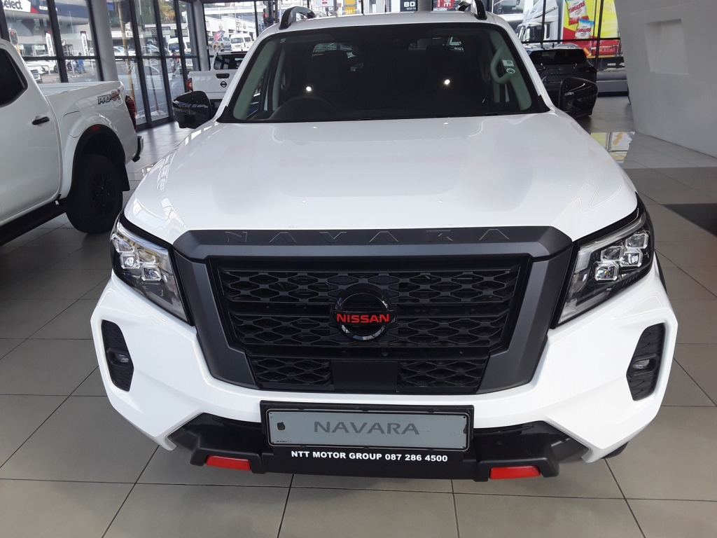 Nissan Navara 2.5 DDTi Pro -2X Double Cab Auto for sale - R 624 900 ...